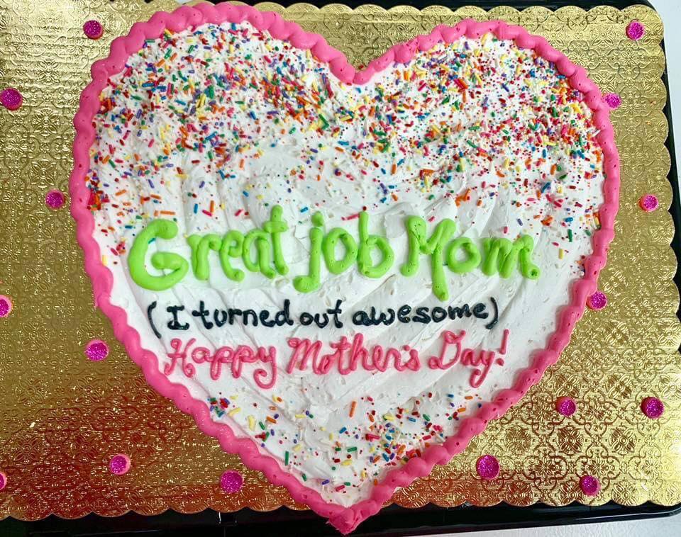 Great Job Mom Sugar cookie cake | Tamara's the Cake Guru